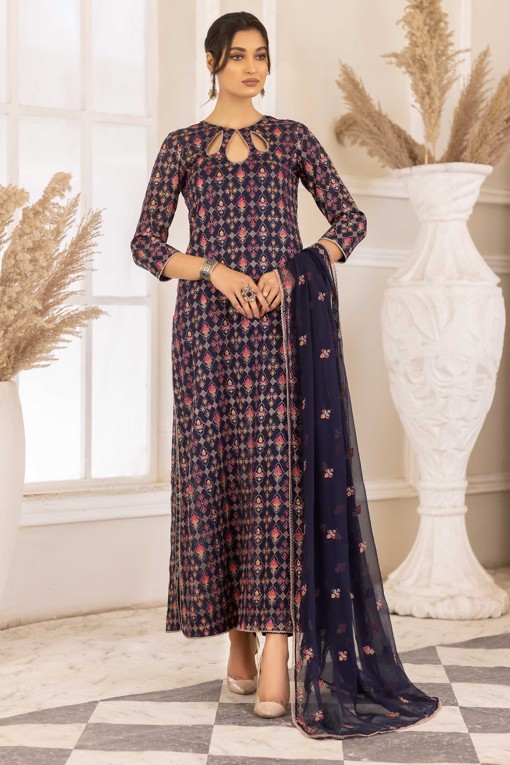 Aayra Chiffon Embellished Unstitched Collection– Aayra Online